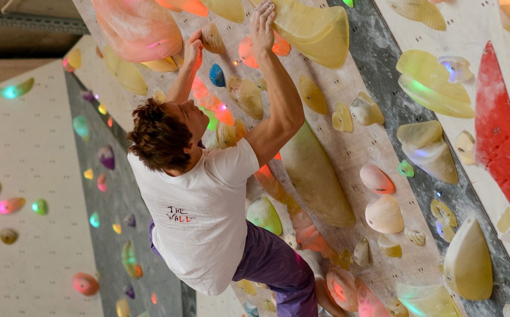 Boulder Climbing Course | naperville.abcclimbingacademy.com